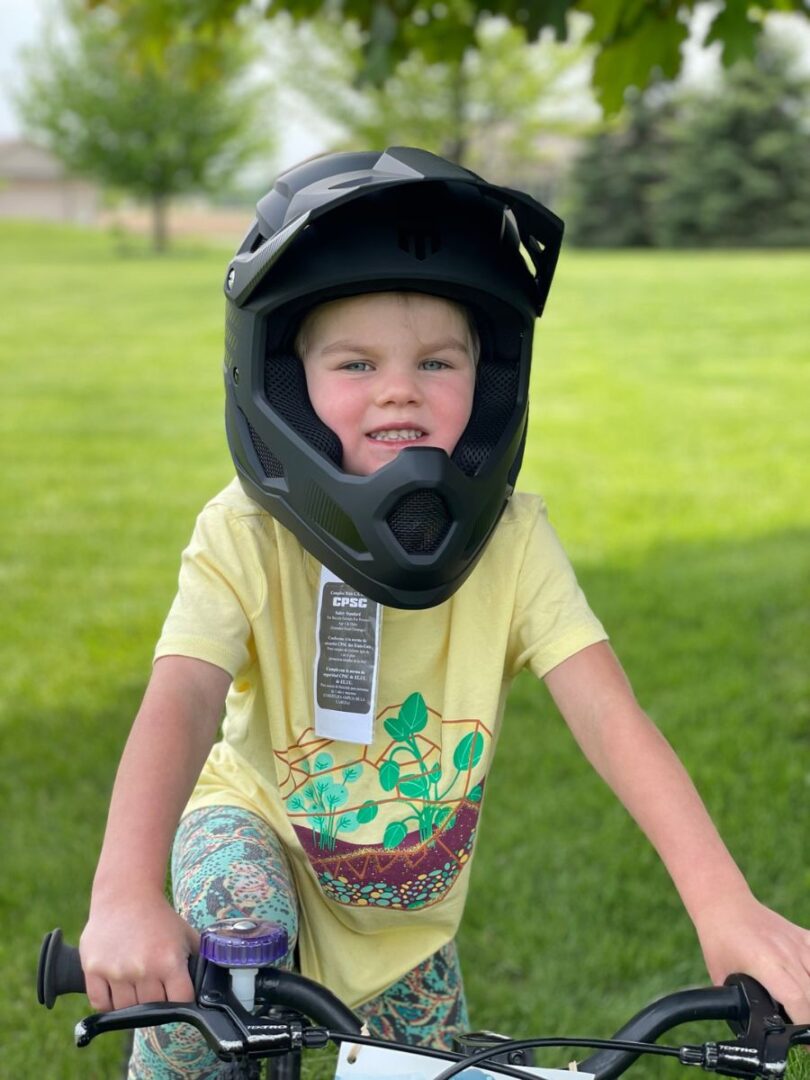 Choosing a Kids Full Face Helmet - Kids Ride Bikes