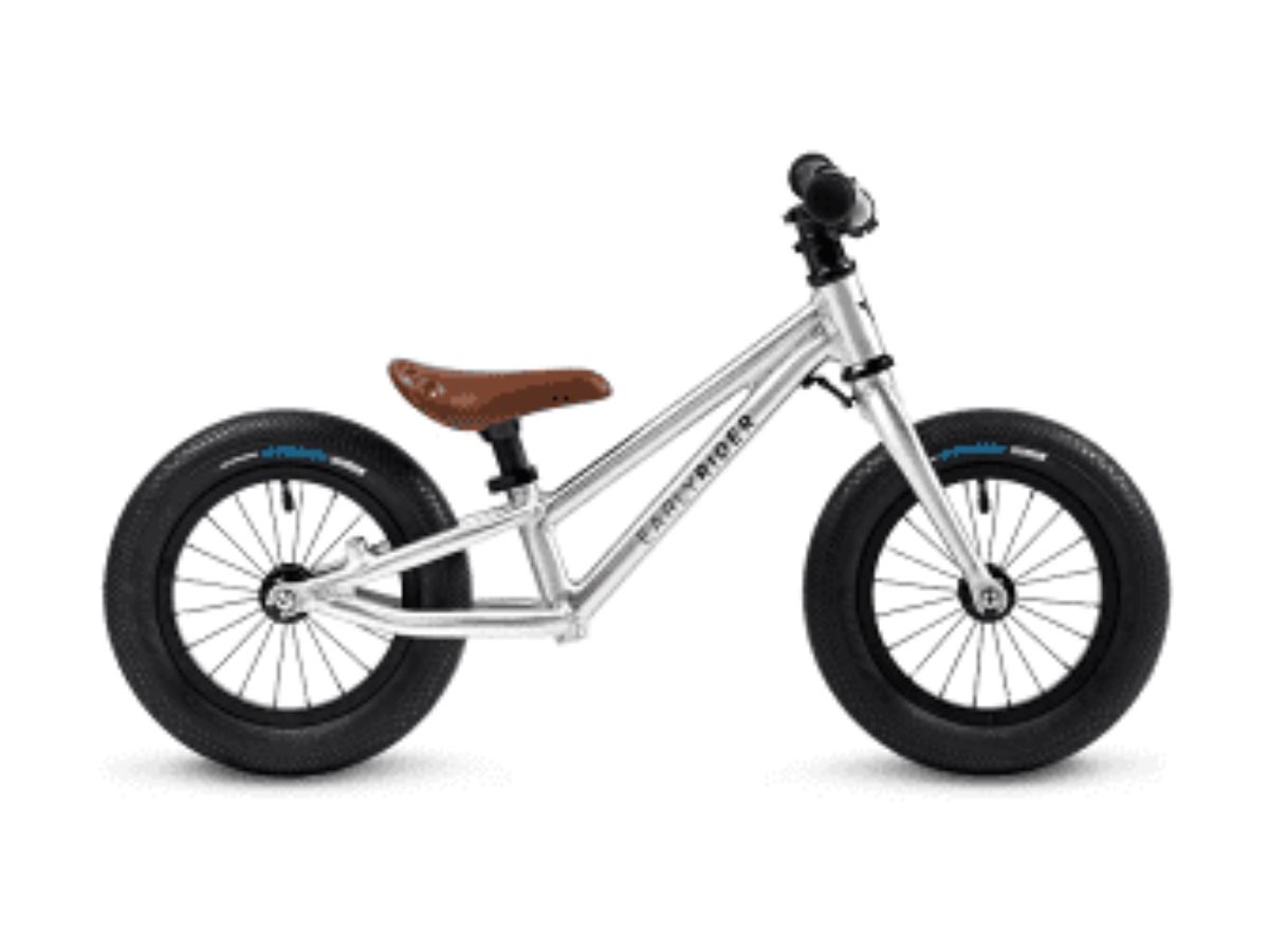 Best Biking Gifts for Kids 2022 - Kids Ride Bikes